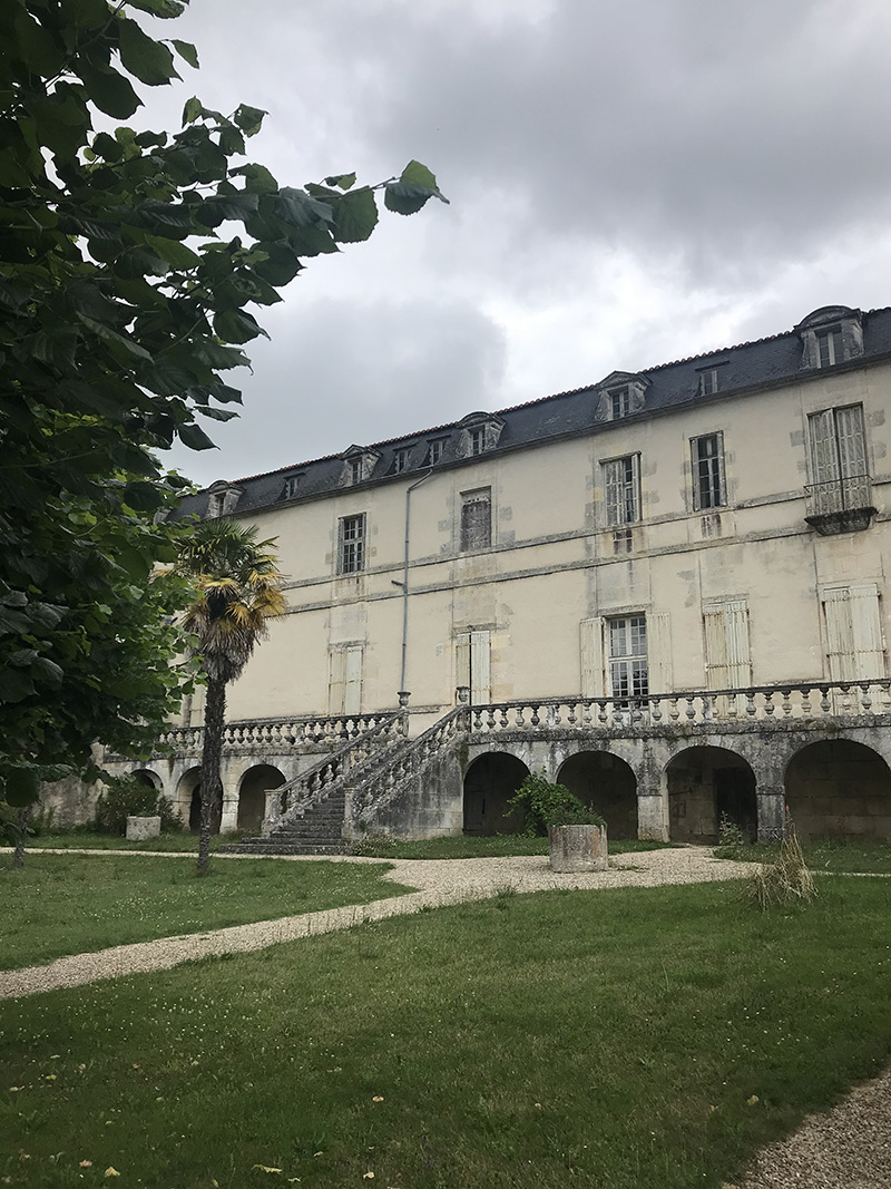Abbaye de Bassac en Charente - Atelier des tilleuls